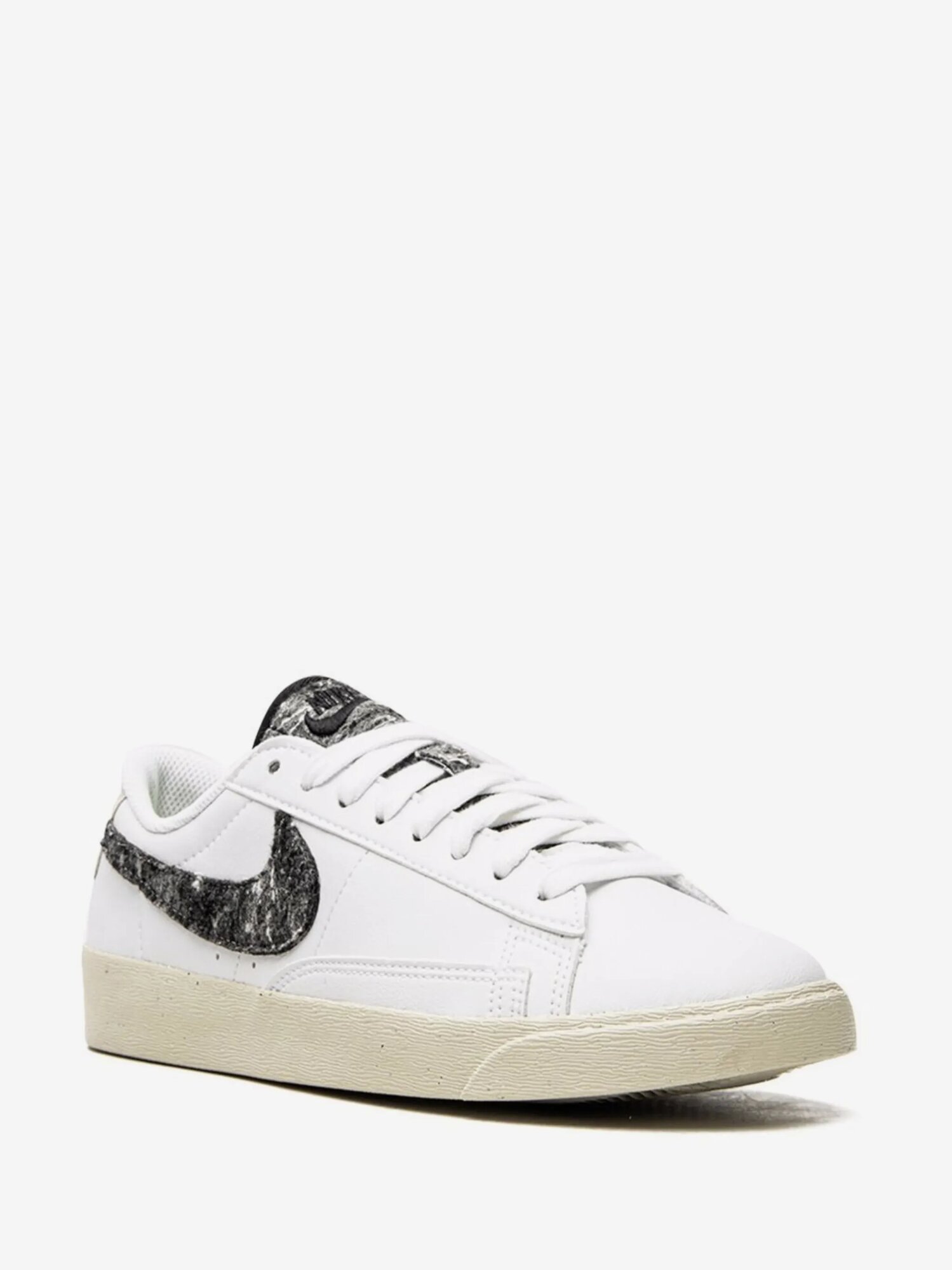 Кроссовки NIKE Blazer Low, размер 9.5 US, white — фото 1