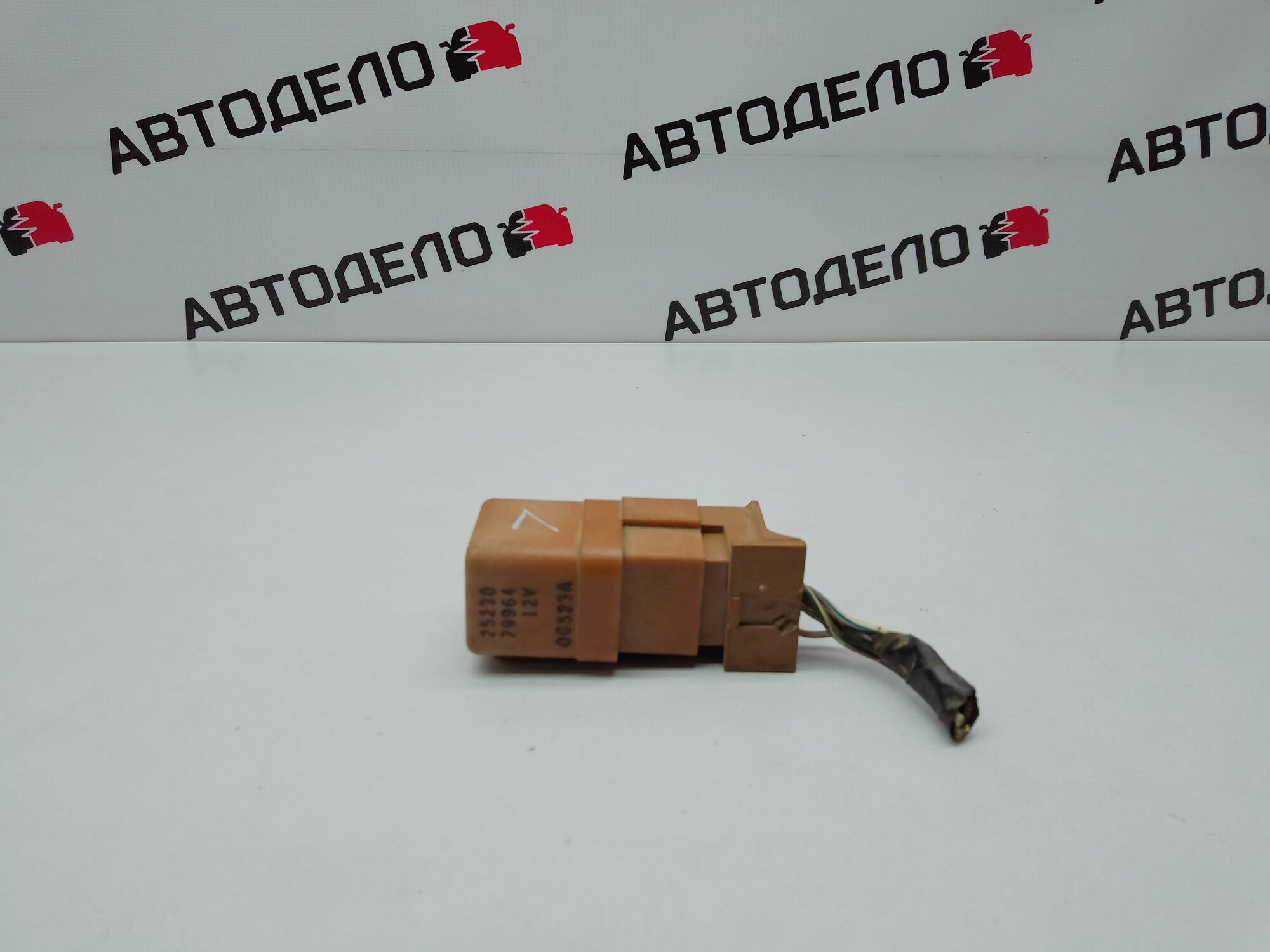 Реле Nissan Almera N16 2001 г