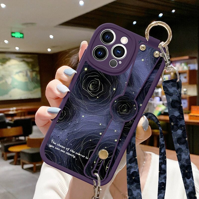 Чехол для iPhone 7 Plus темно-фиолетового цвета с розой на английском и браслетом/шнурком, прочная защита