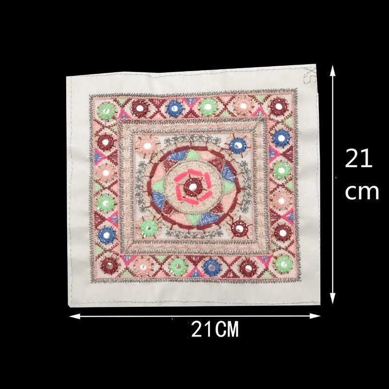 Вышитые нашивки черные крест 21x21см