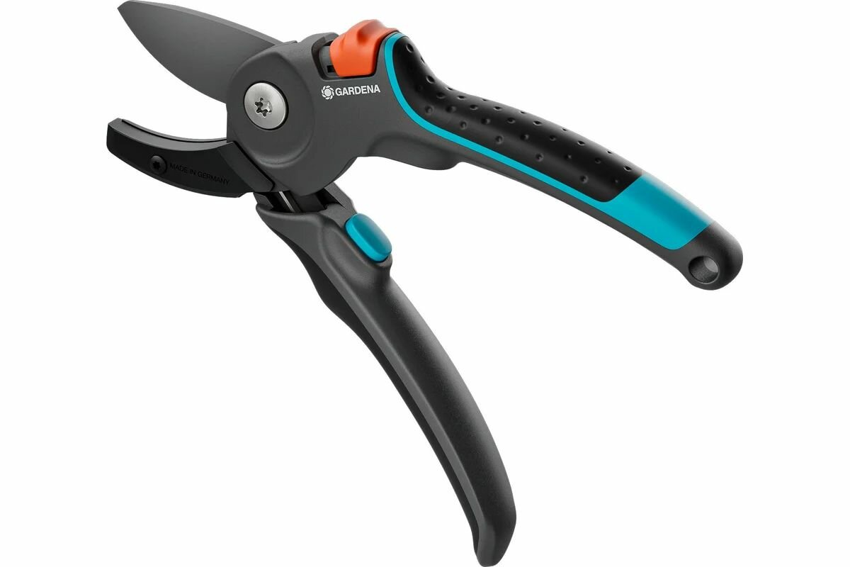 Секатор Gardena PremiumCut Pro Dry Wood