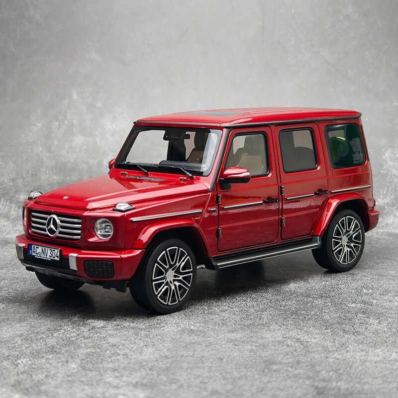 Mercedes-Benz G-Class 2024 Red 1:18 Norev