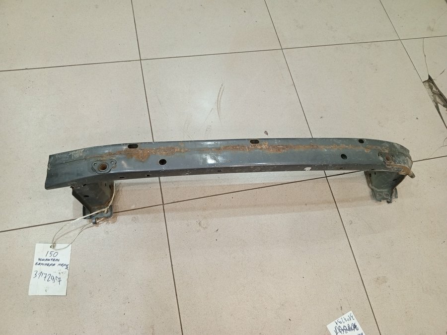 Усилитель переднего бампера от Toyota Corolla E150 2006-2013