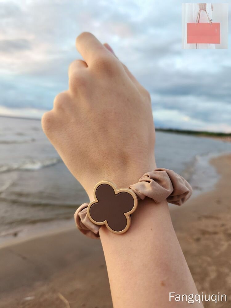 Резинка для волос 2 шт. шерстяная четвертилистная hand made для волос ободок — фото 1