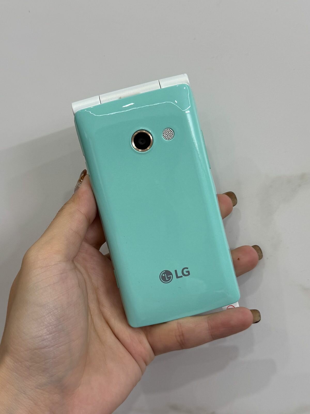 LG Мобильный телефон D486, голубой