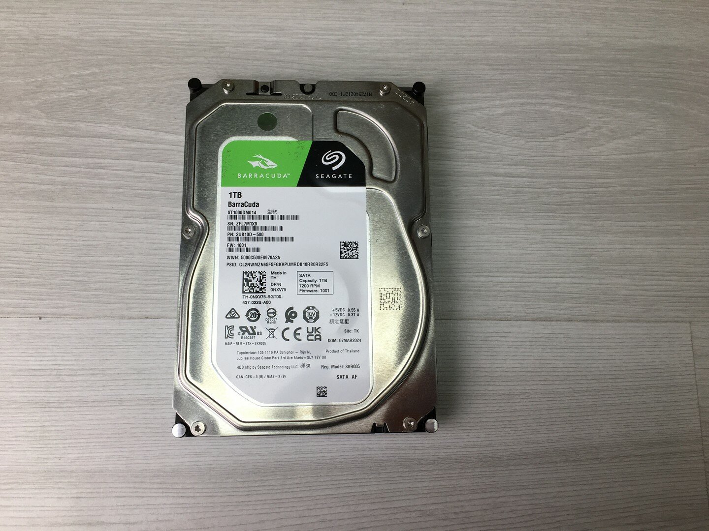 Жесткий диск 3,5" 1TB Seagate ST1000DM014 SATA