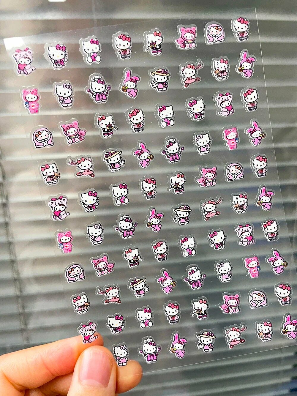 Наклейки Hello Kitty Sanrio, 12-MINI