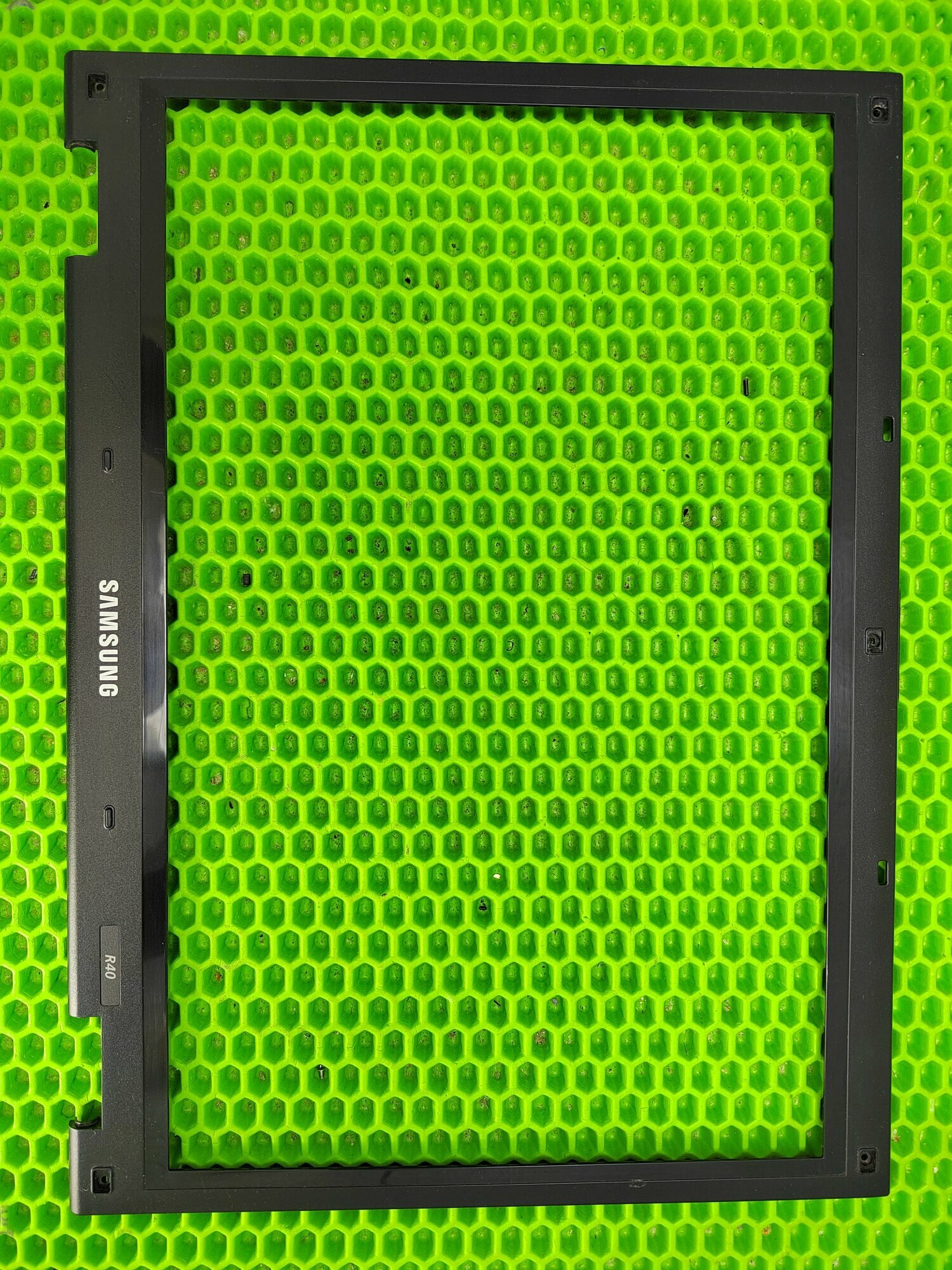 Рамка матрицы для ноутбука Samsung R40