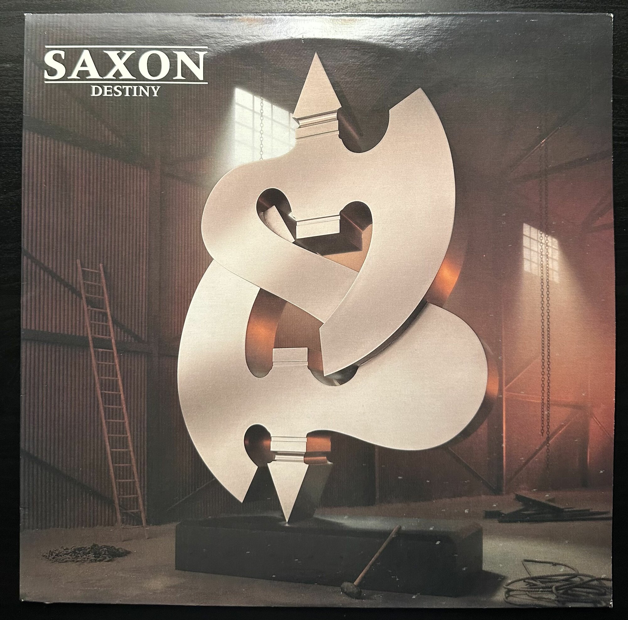 Виниловая пластинка Saxon Destiny (Канада 1988г.)