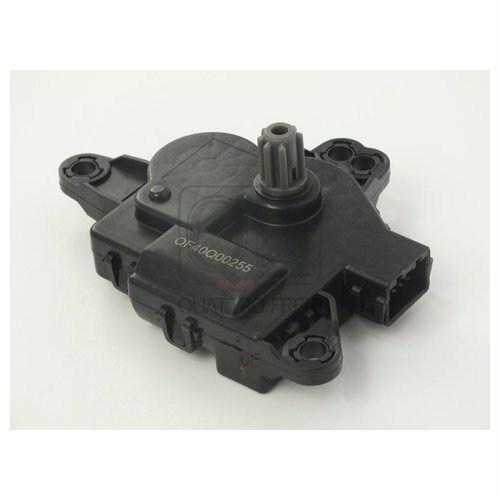 Моторчик привода заслонок отопителя Quattro Freni QF40Q00255