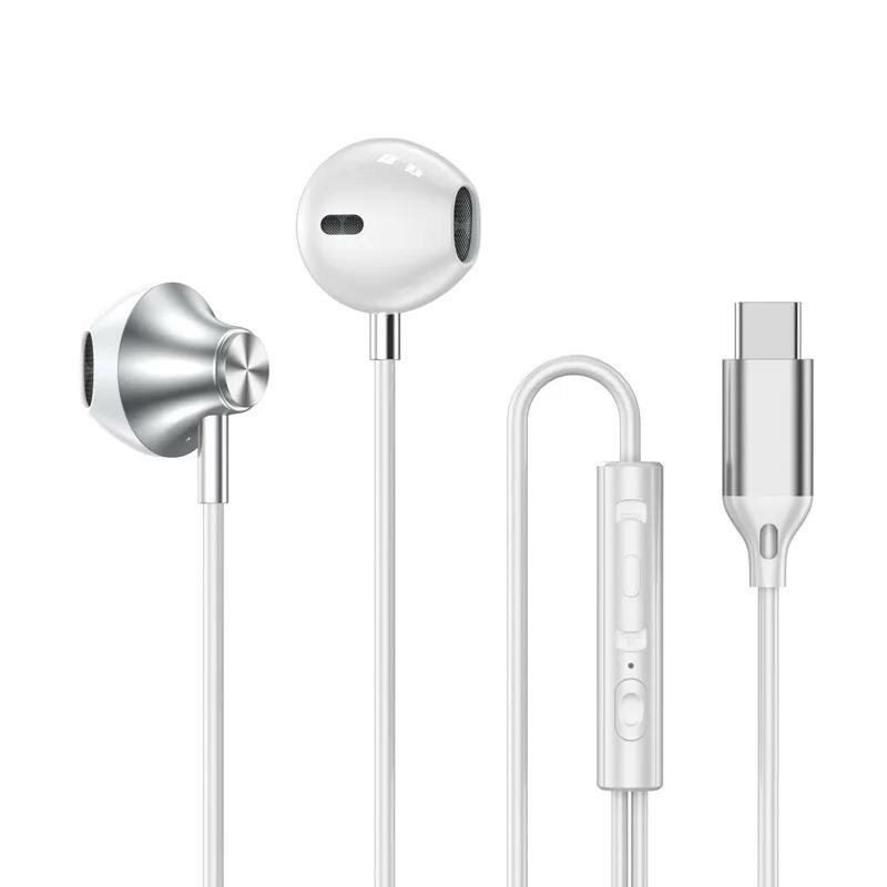 Проводные наушники с микрофоном Type-C серебристые для смартфонов