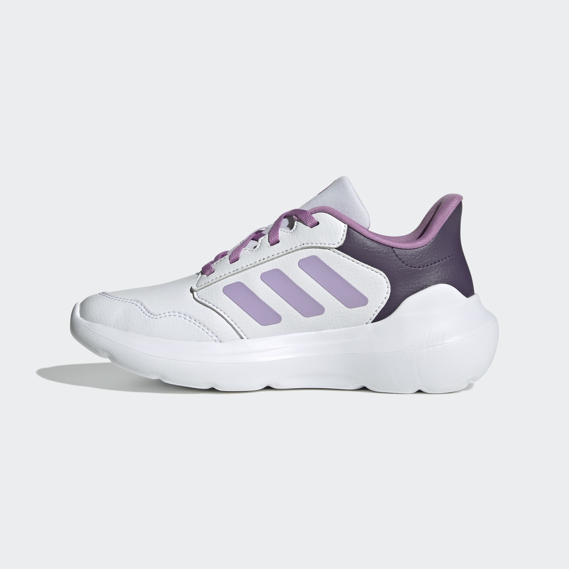 Кроссовки adidas Tensaur Run, размер 3,5 UK, белый/черный/фиолетовый — фото 1
