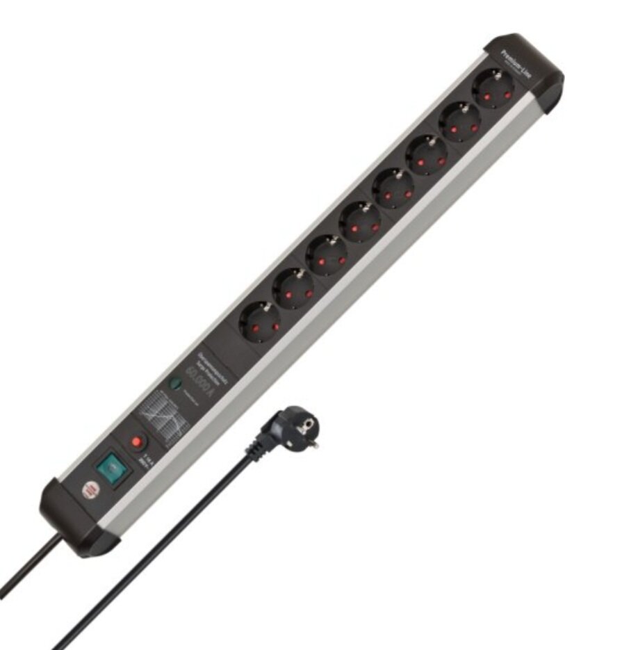 Сетевой фильтр Brennenstuhl The Premium-Protect-Line с 8-секционным блоком питания и защитой 60000А. Германия.