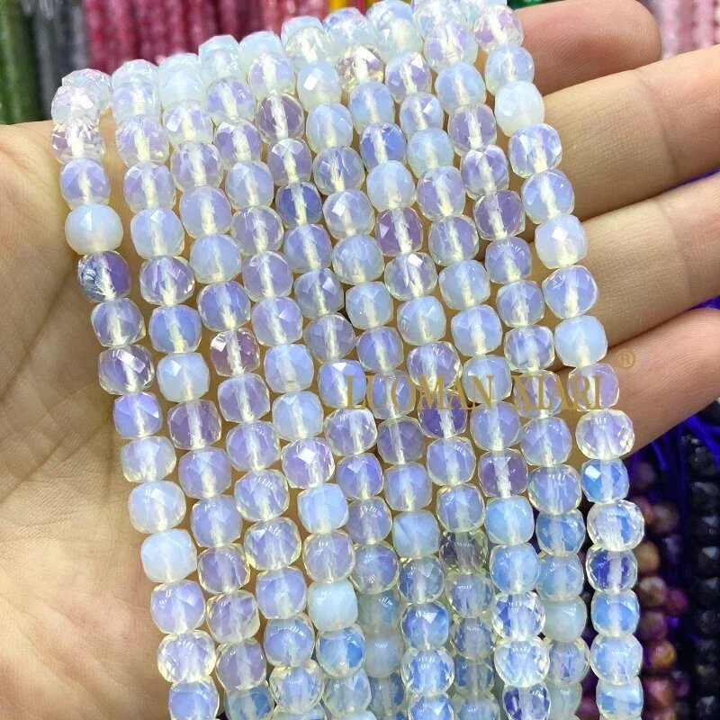 Бусины халцедона кубические, 7-8 мм, opal color