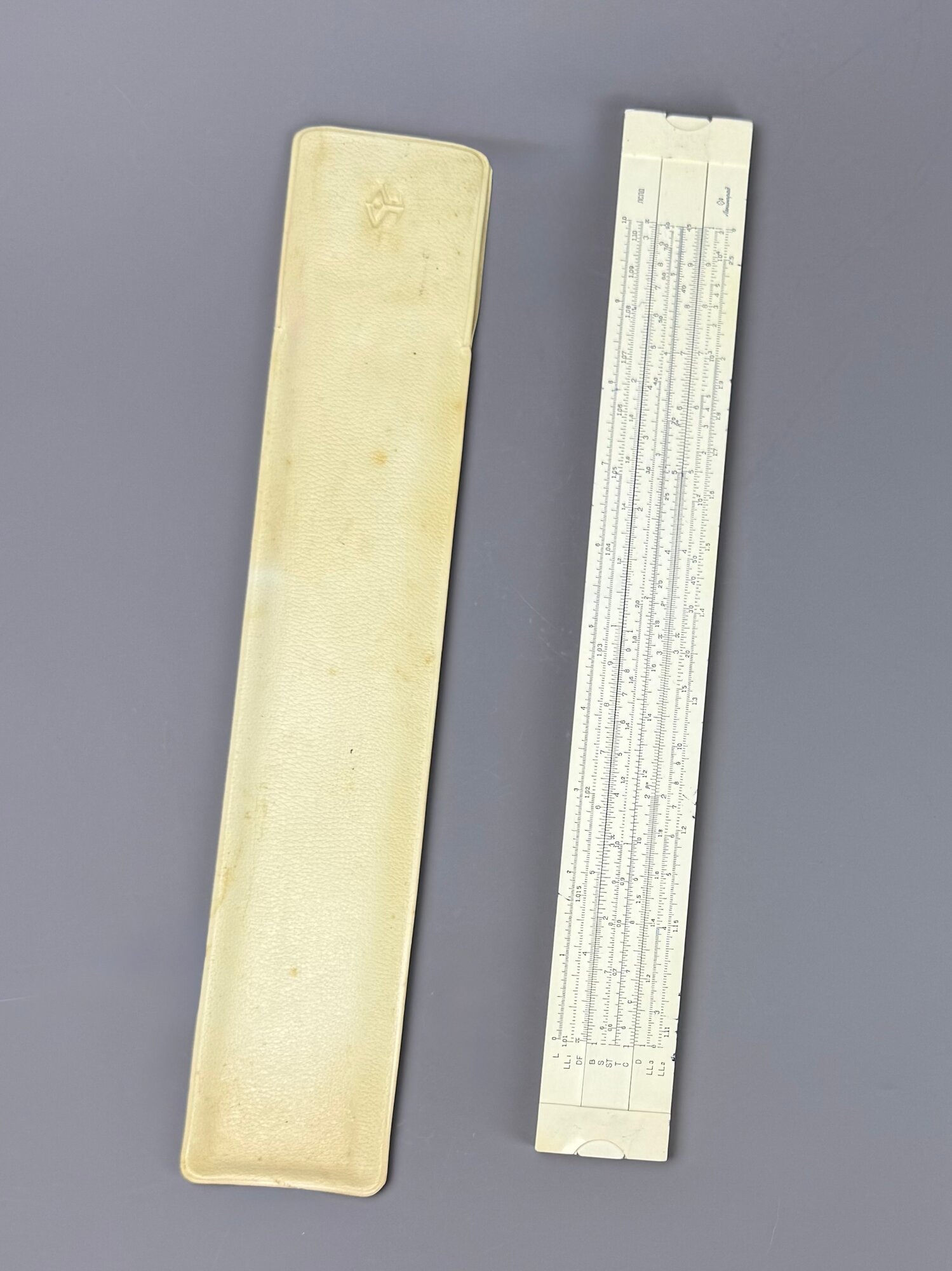Линейка логарифмическая без бегунка, винтаж, СССР, Ленинград, 1974 год