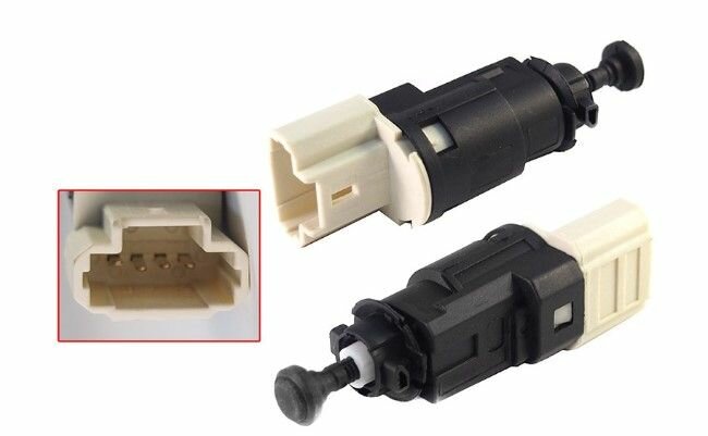 Датчик включения стоп-сигнала SAT ST-82 00 276 361 Renault Duster 10-21, Logan 04-16