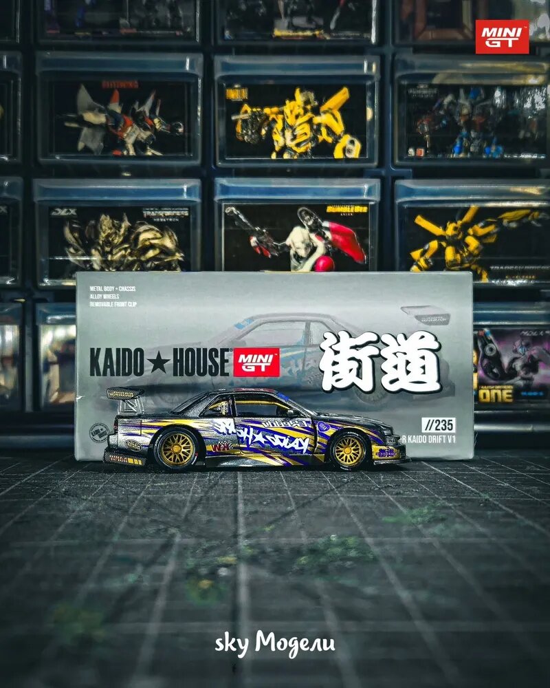 Машинка MINI GT 1:64 MINI GT x Kaido House 1:64 KHMG235 Nissan Silvia S13-R KAIDO DRIFT V1