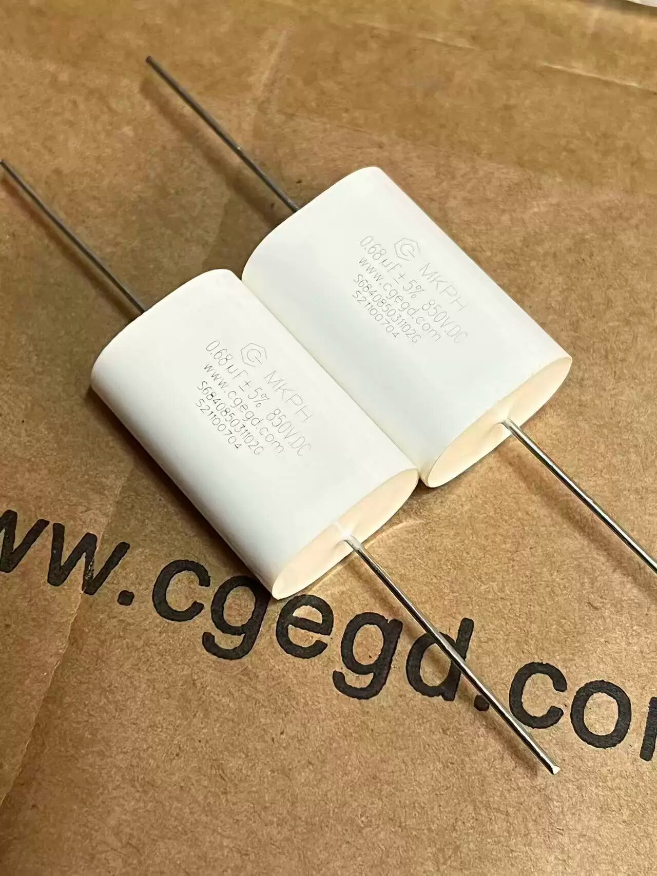 MKPH 0.68UF 850V 684J медный штырь IGBT защитная пленка конденсатор 1шт цена