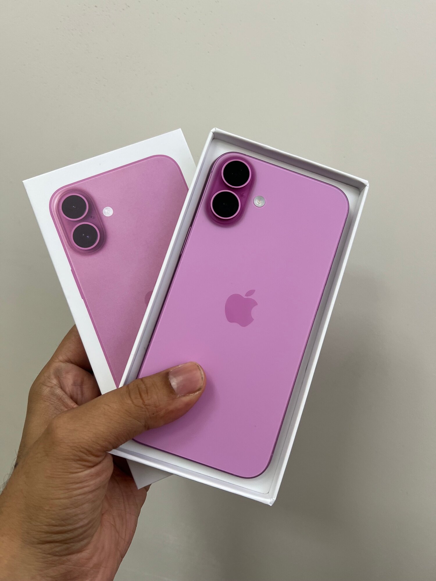 Смартфон Apple iPhone 16 Plus 256GB, ESIM Pink Face ID не работает 256ГБ #8