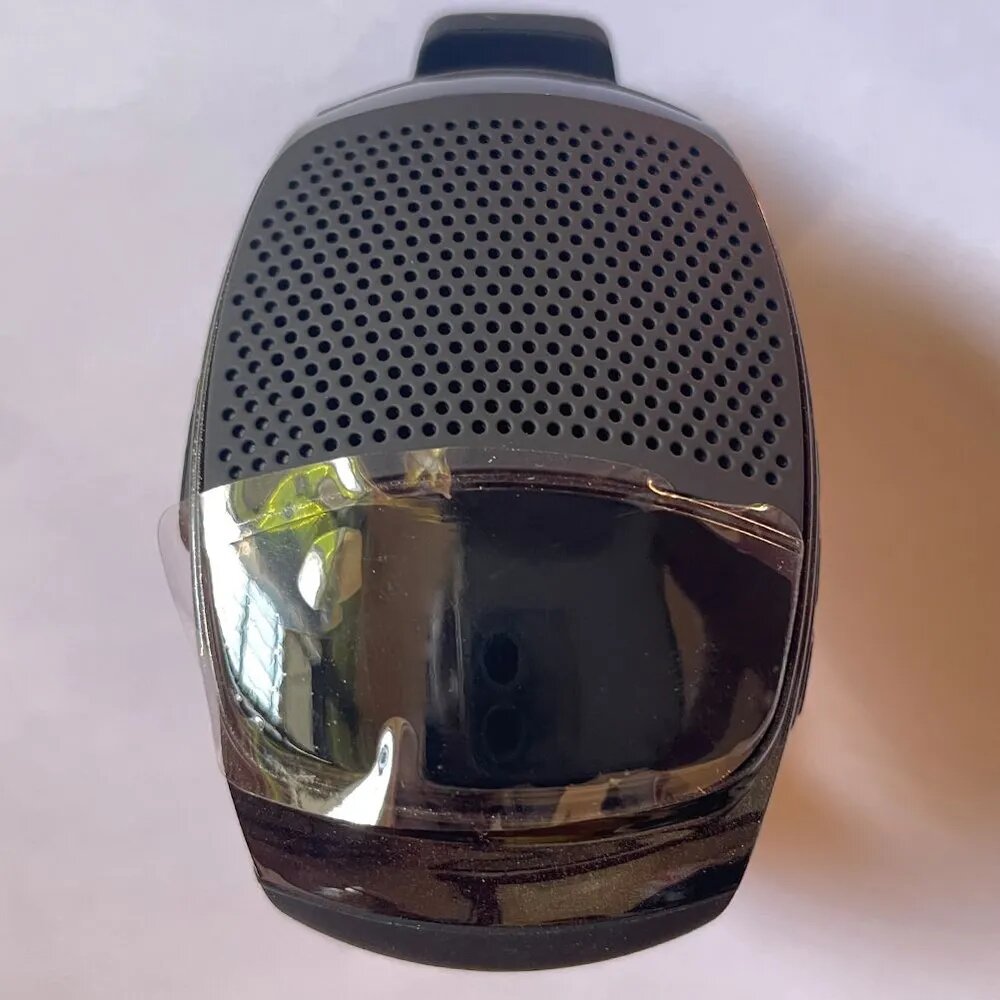Беспроводная Bluetooth-колонка для велосипеда на запястье с дисплеем