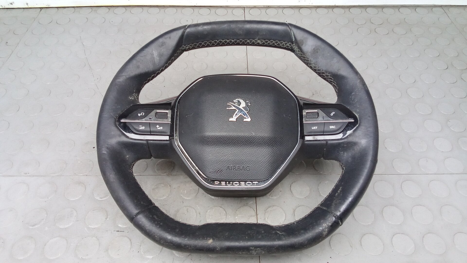 Руль PEUGEOT 3008 2