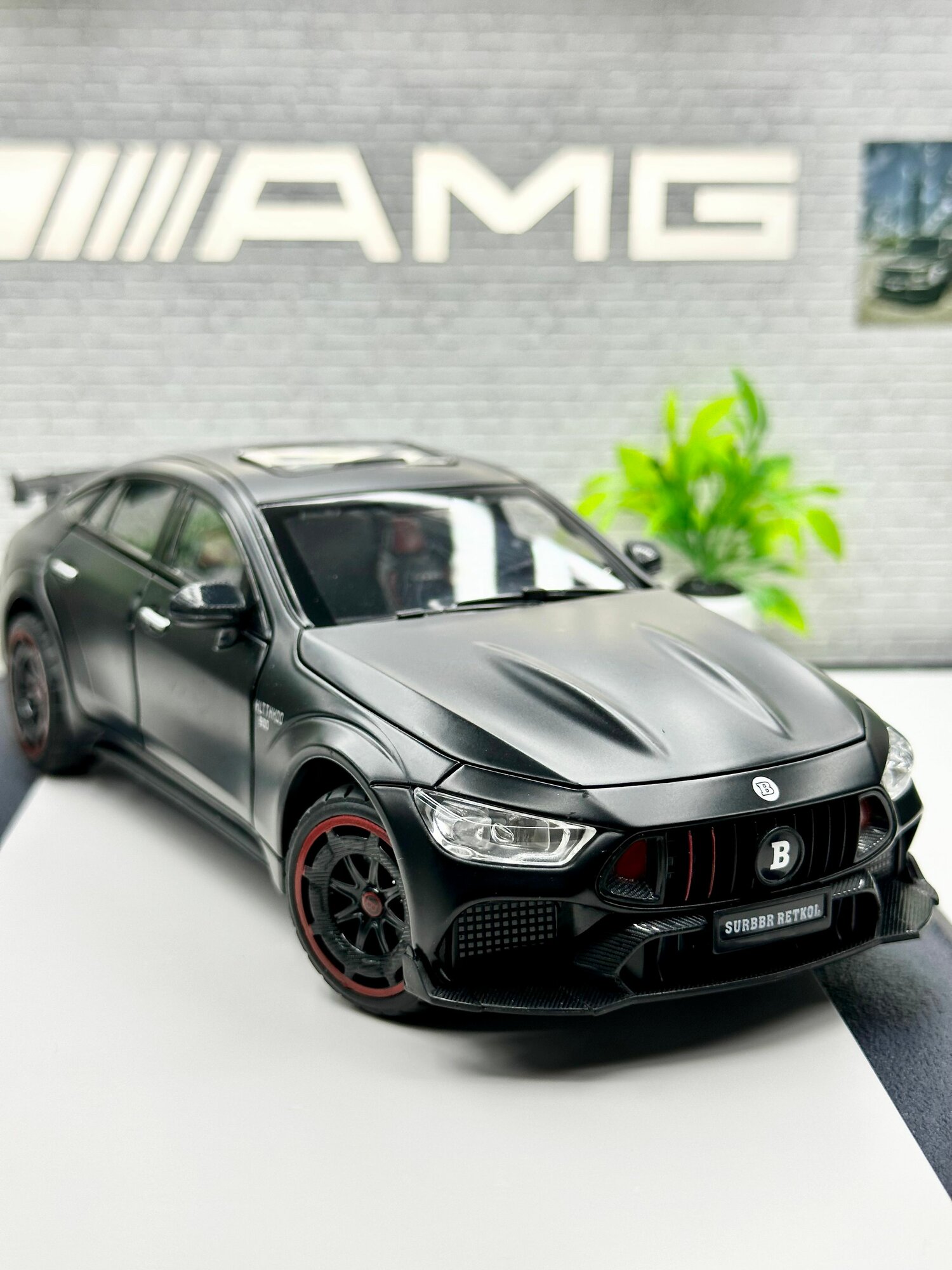 Машинка металлическая Mercedes Benz AMG GT-R BRABUS Coupe черный матовый, масштаб 1:24, длина 21 см, свет и звук, открываются двери, капот и багажник