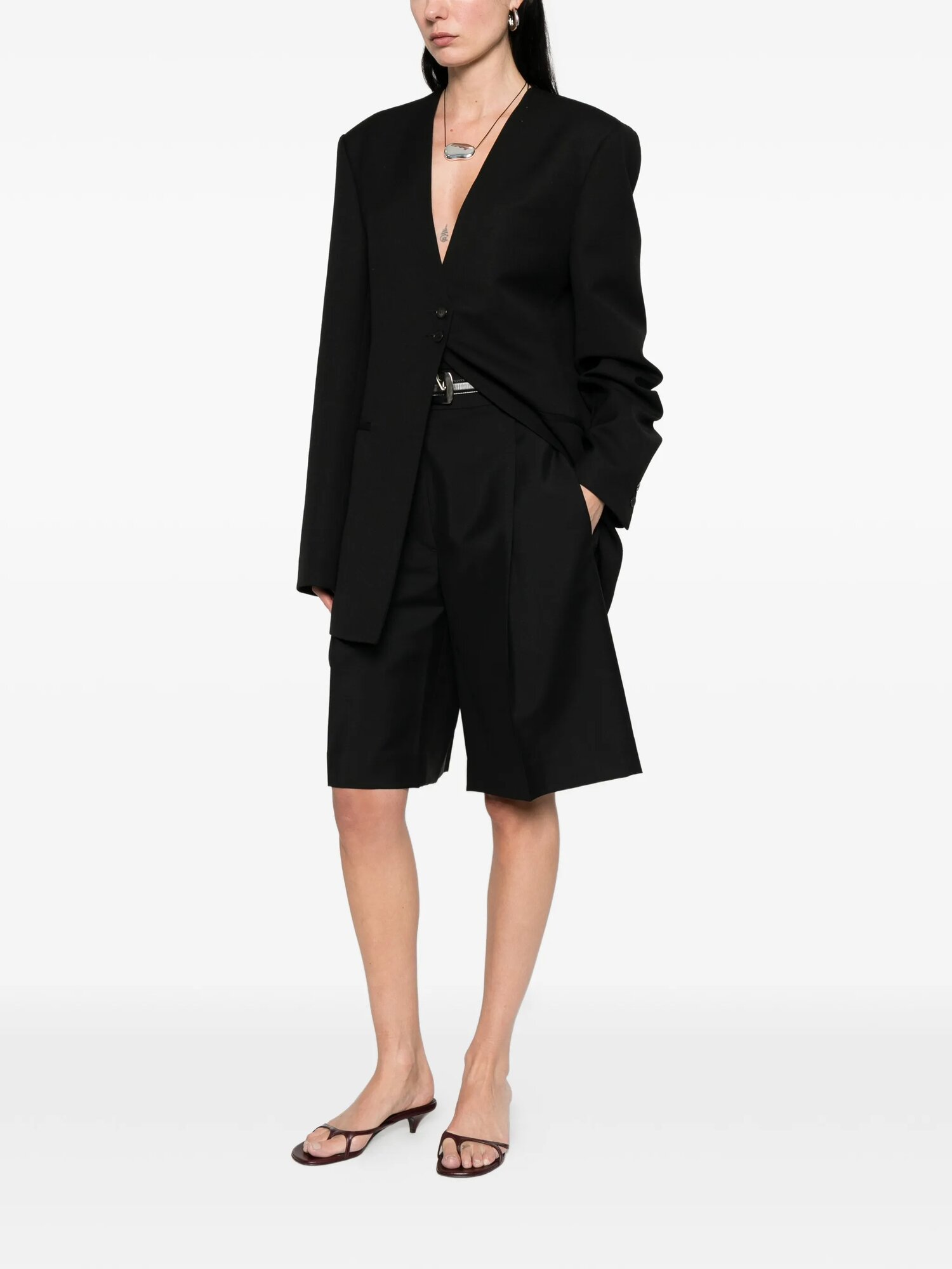 Шорты ROHE Pleated tailored shorts, размер 38, черный — фото 1