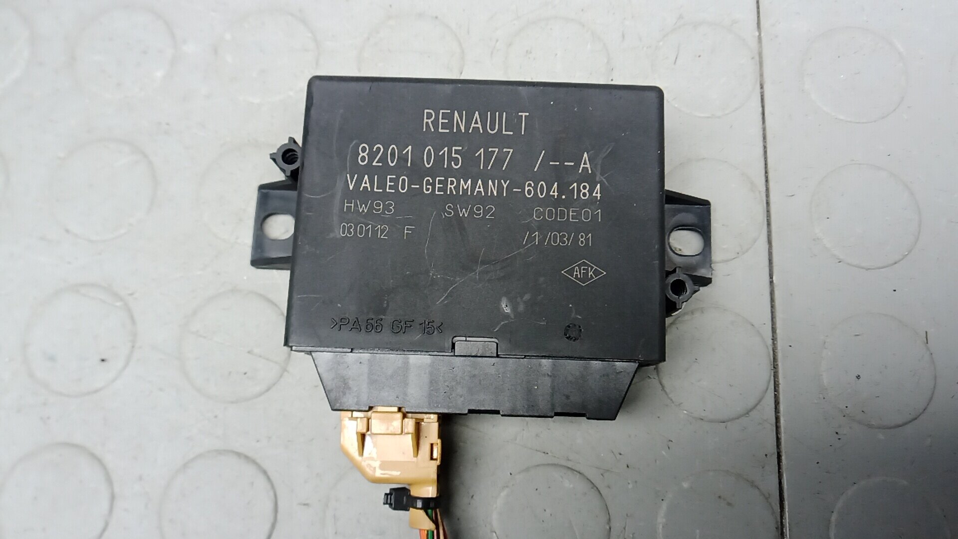 Блок PDC (парктроников) RENAULT MASTER 3, Номер 8201015177