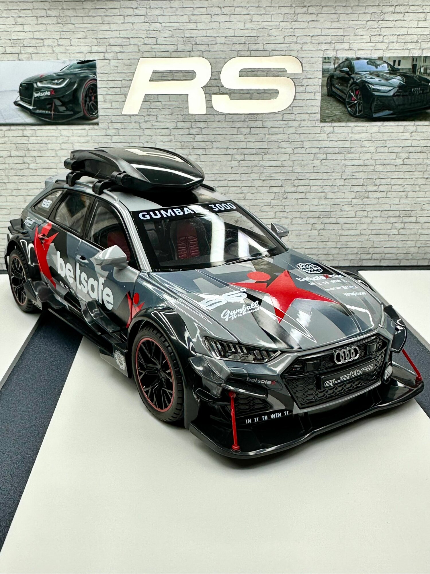 Машинка металлическая Audi RS6 BETSAFE EDITION