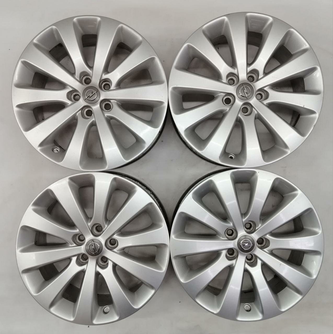 Колесные диски Opel 17x7 PCD 5x105 D56.6 ET42 (оригинал)