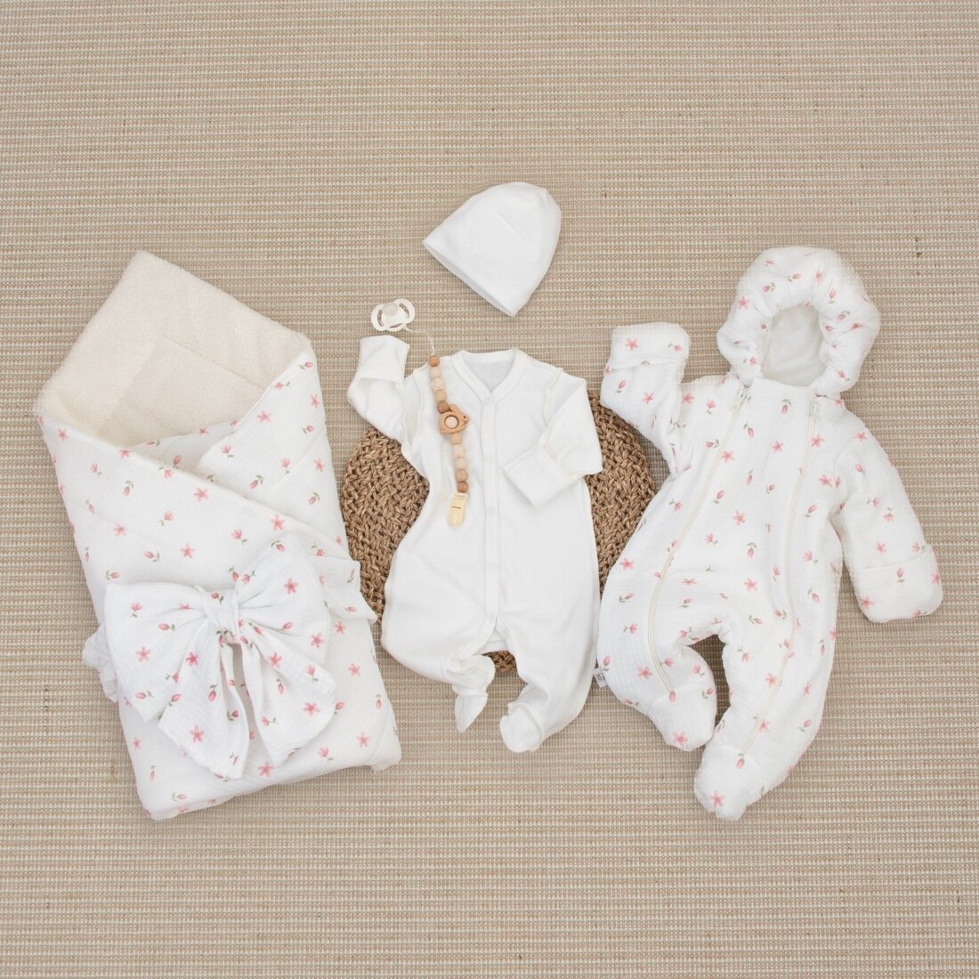 Комплект на выписку 5 предметов "Муслин", демисезонный, тюльпанчики, р-р 16