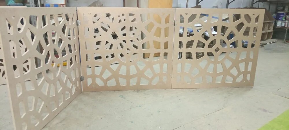 Ограждение для животных MDF 10мм, 3 секции, высота 67см, ширина 75см, не окрашенное