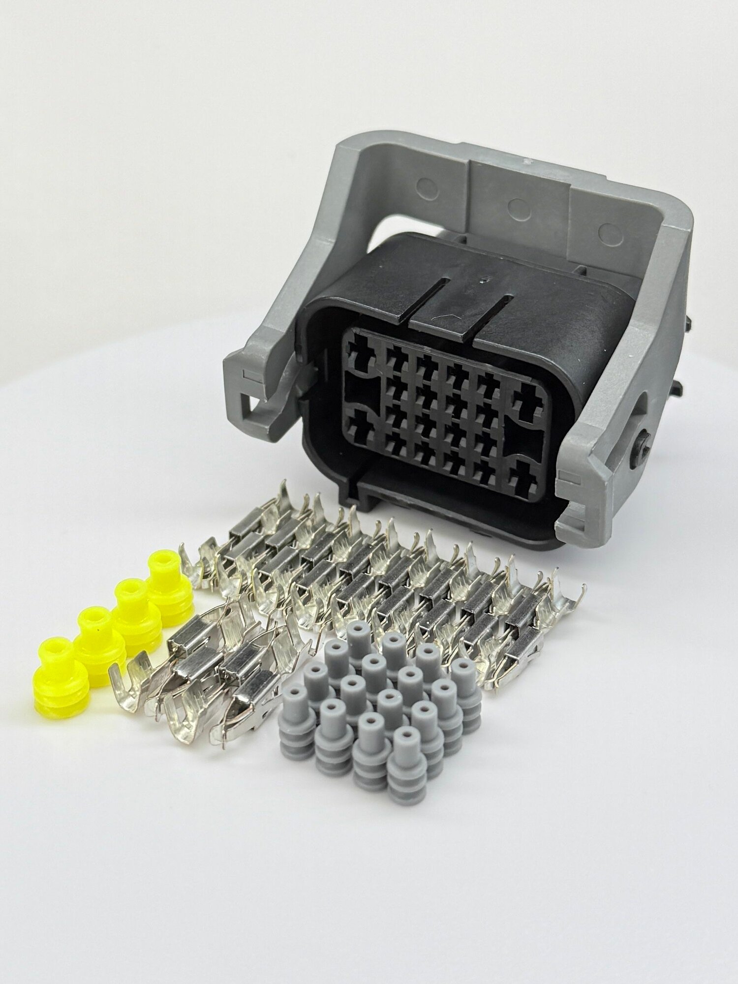 Разъем (колодка, фишка) 20 контактов (20 pin) мама 936777-2 AMP комбинированный со скобой