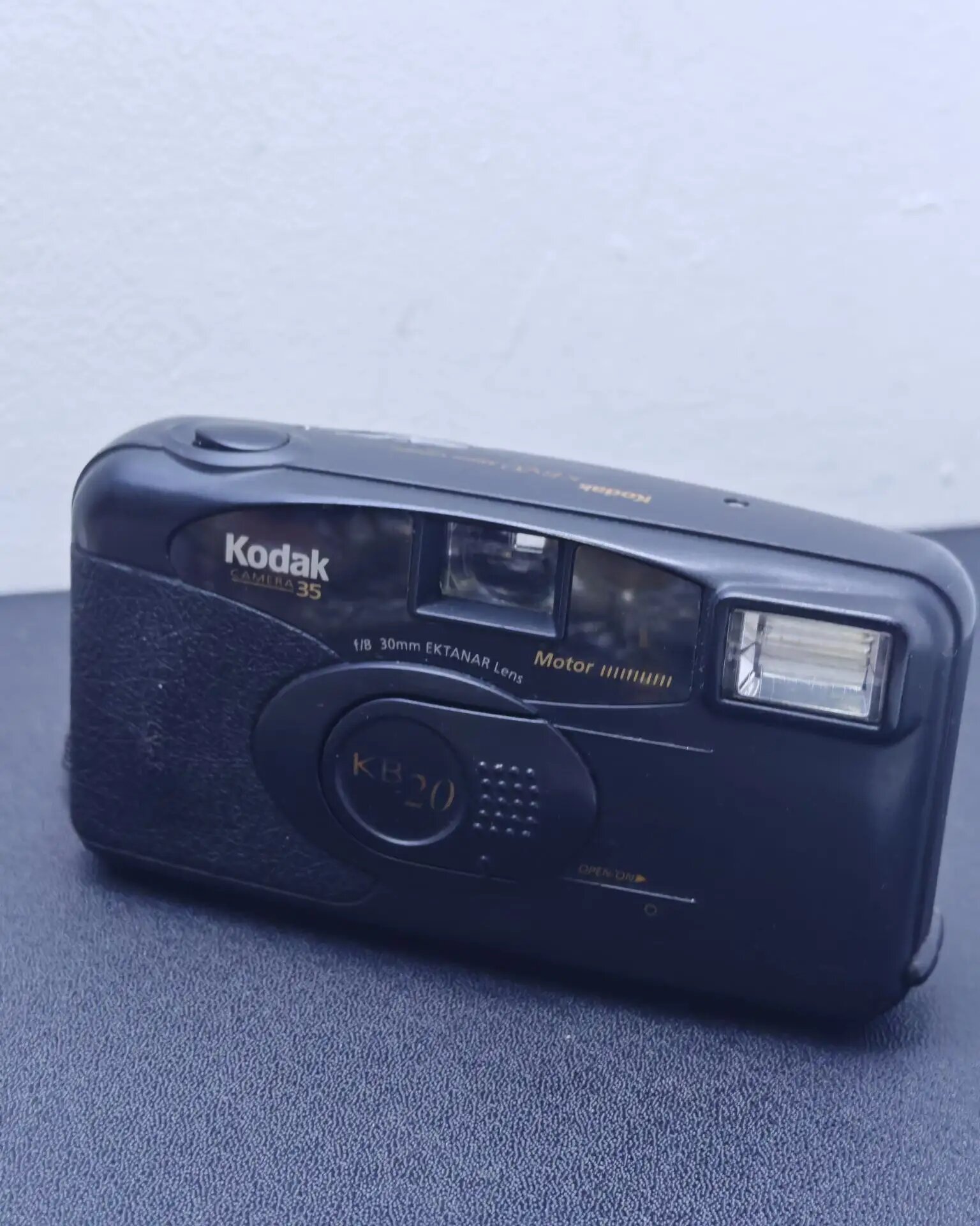 Пленочный фотоаппарат Kodak KB 20 f/8, 30 мм, б/у, уцененный