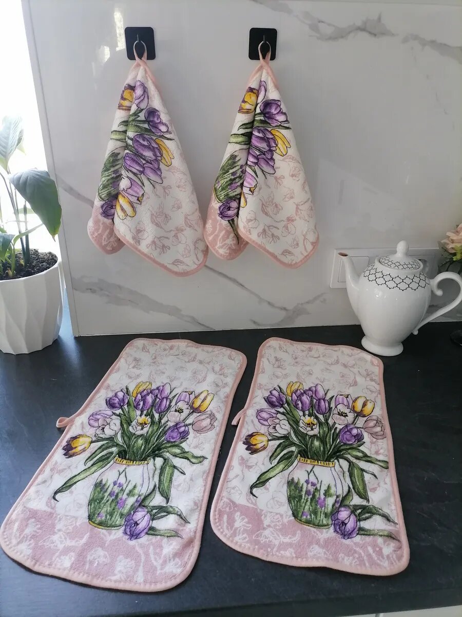 Салфетки "Весенние цветы" 4 шт: 25х50