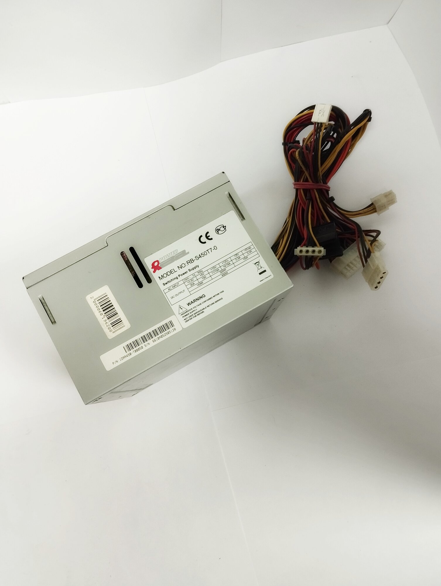 Блок питания IN WIN Rebel RB-S450T7-0 450W 24+4+6p