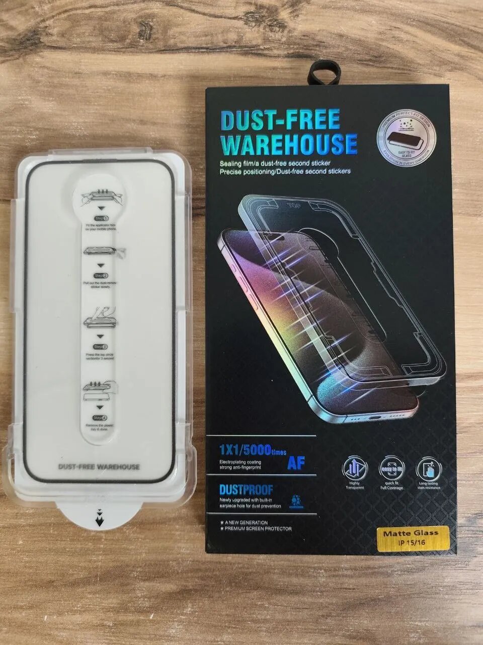 Защитное стекло ainy c боксом для установки 2.5D для iPhone 15/16 Matte Glass с черной рамкой