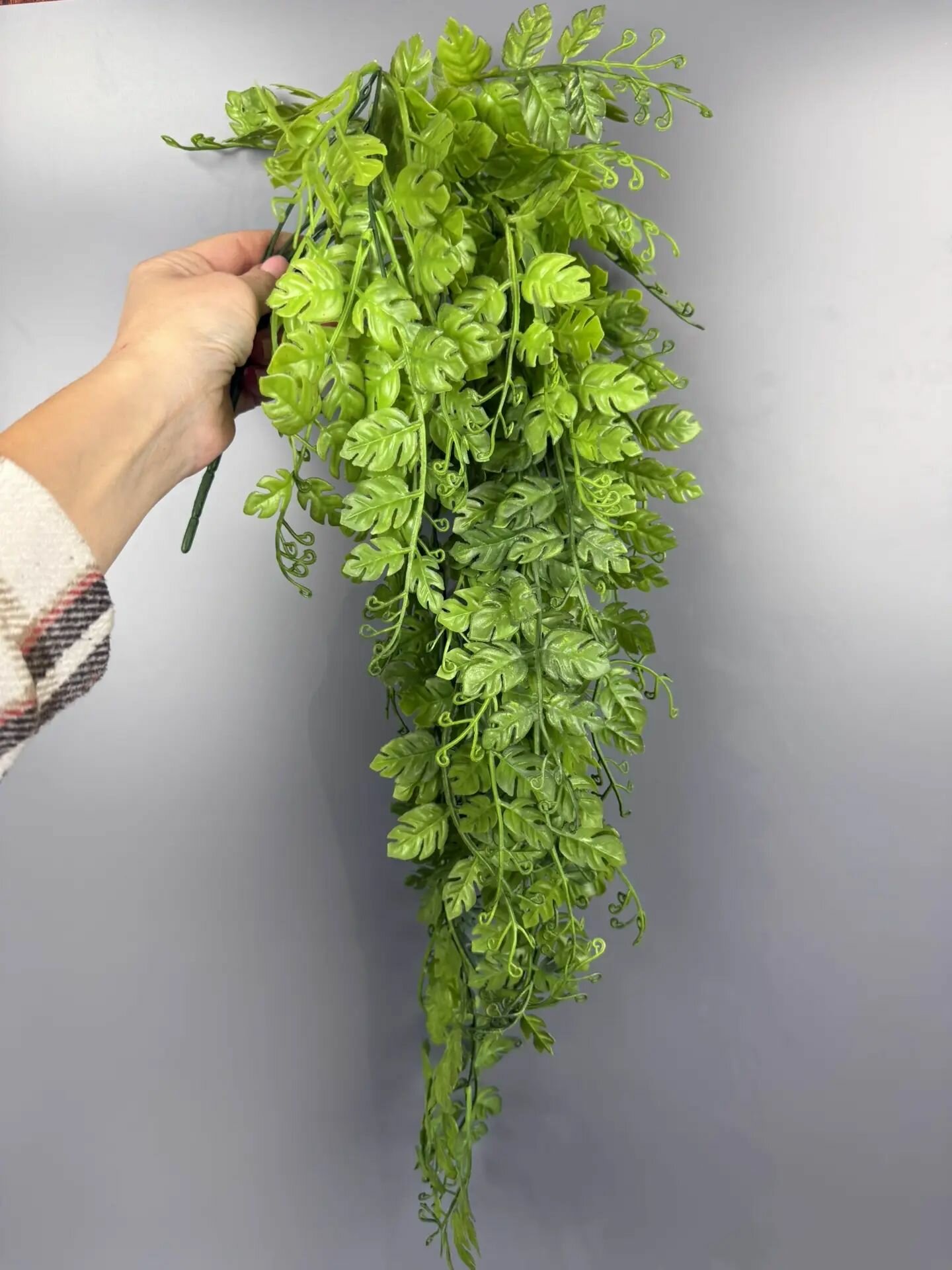 Искусственные цветы для декораторов фитостен Монстера мелкая ампельная лиана для кашпо 77 см