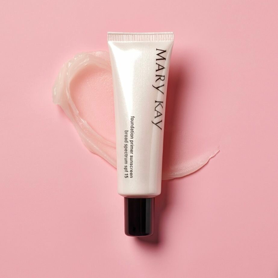 Выравнивающая основа под макияж с SPF 15 Mary Kay