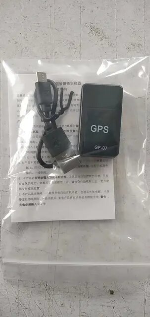 Миниатюрный автомобильный GPS-трекер с функцией отслеживания и определения местоположения в реальном времени, миниатюрный автомобиль/транспортное средство с функцией отслеживания и определения местоположения в реальном времени.