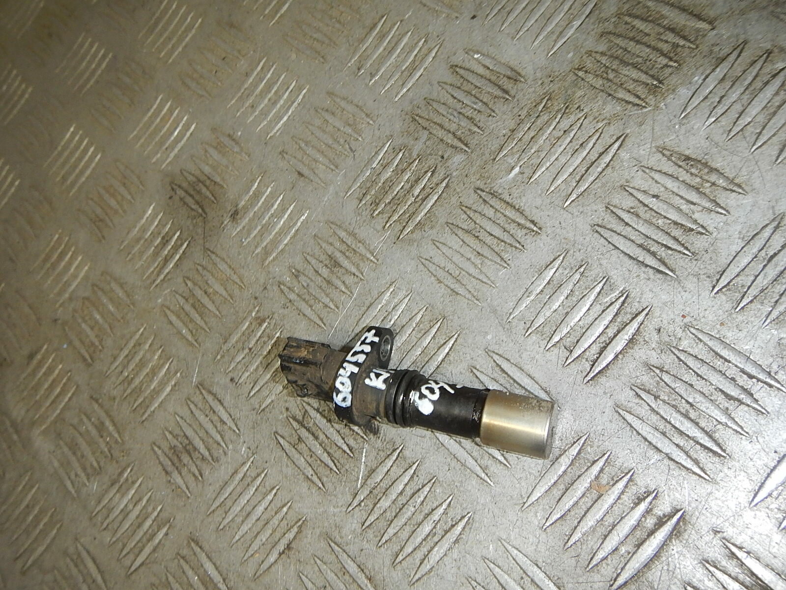 Б/У Датчик положения коленвала, Toyota (Тойота)-COROLLA 150 (06-) TOYOTA COROLLA 150 (06-) Без видимых повреждений. 6045...