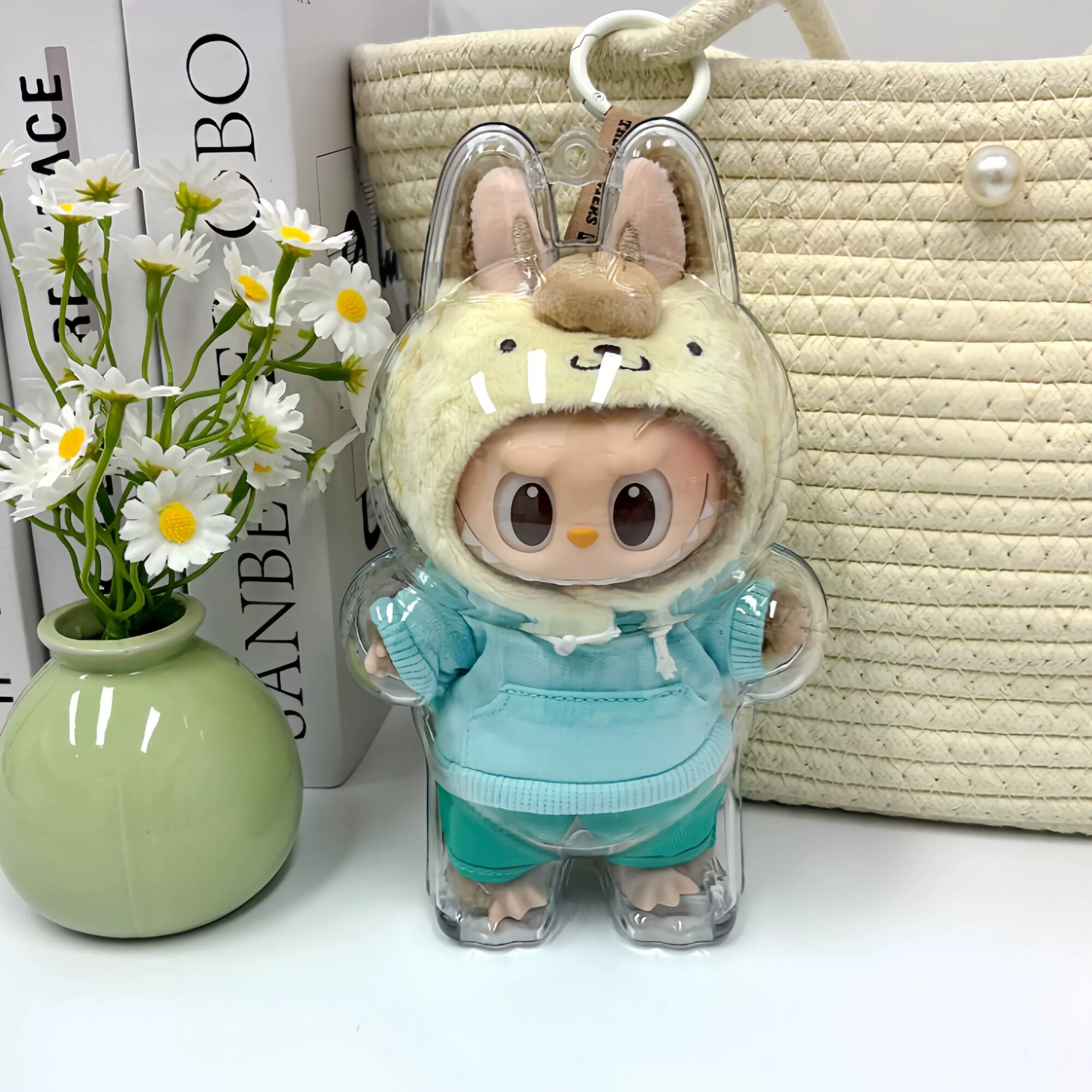 Защитный чехол Labubu Sanrio (совместная коллекция) для виниловой плюшевой куклы Labubu, акриловый пылезащитный чехол