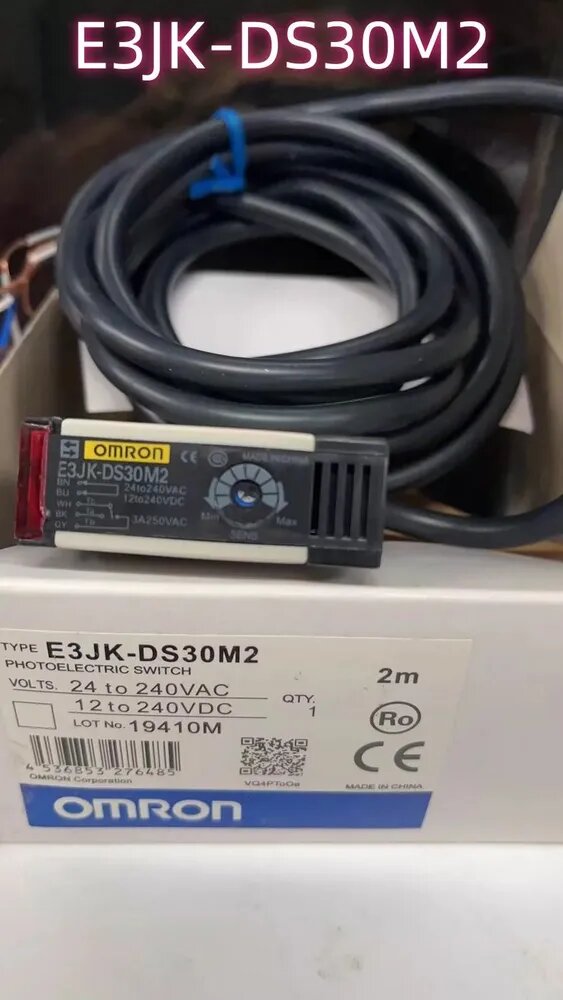 Новый оригинал Фотоэлектрический выключатель Omron E3JK-DS30M2