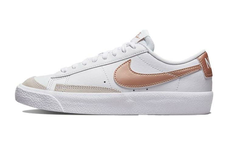 Кроссовки Air Force 1 LV8