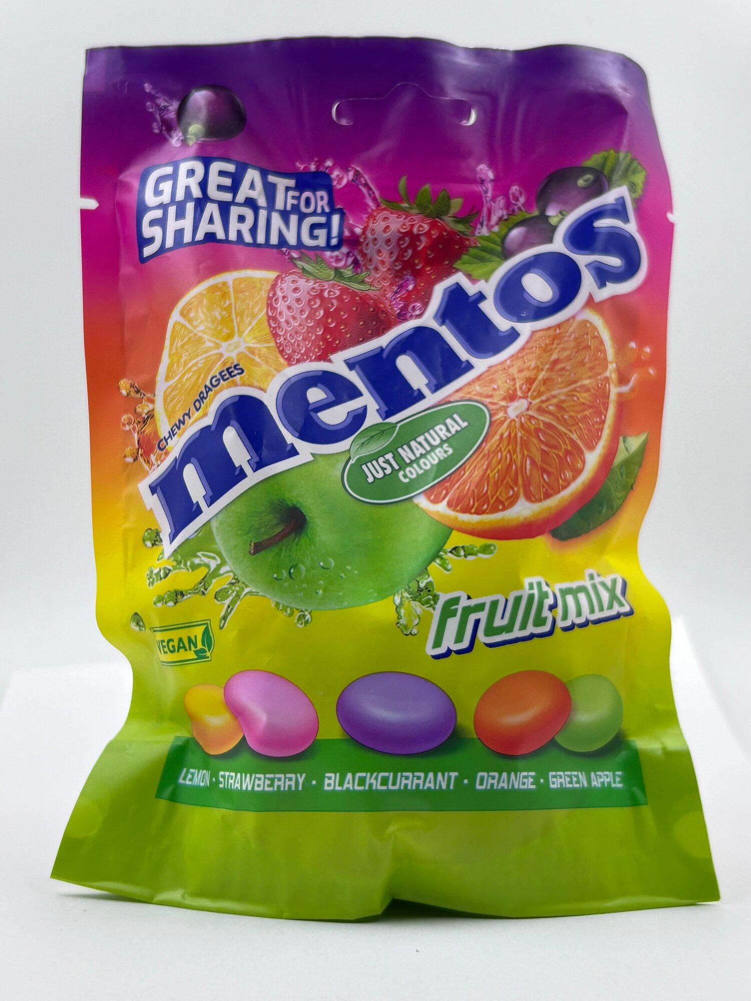 Mentos жевательная резинка Fruit Mix, лимон- клубника- апельсин - яблоко 160 г (Нидерланды)