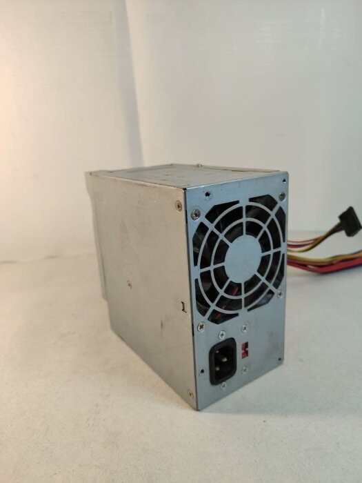 Блок питания 300W Fujitsu Siemens DPS-210GB A (Delta) S26113-E522-V50 ATX