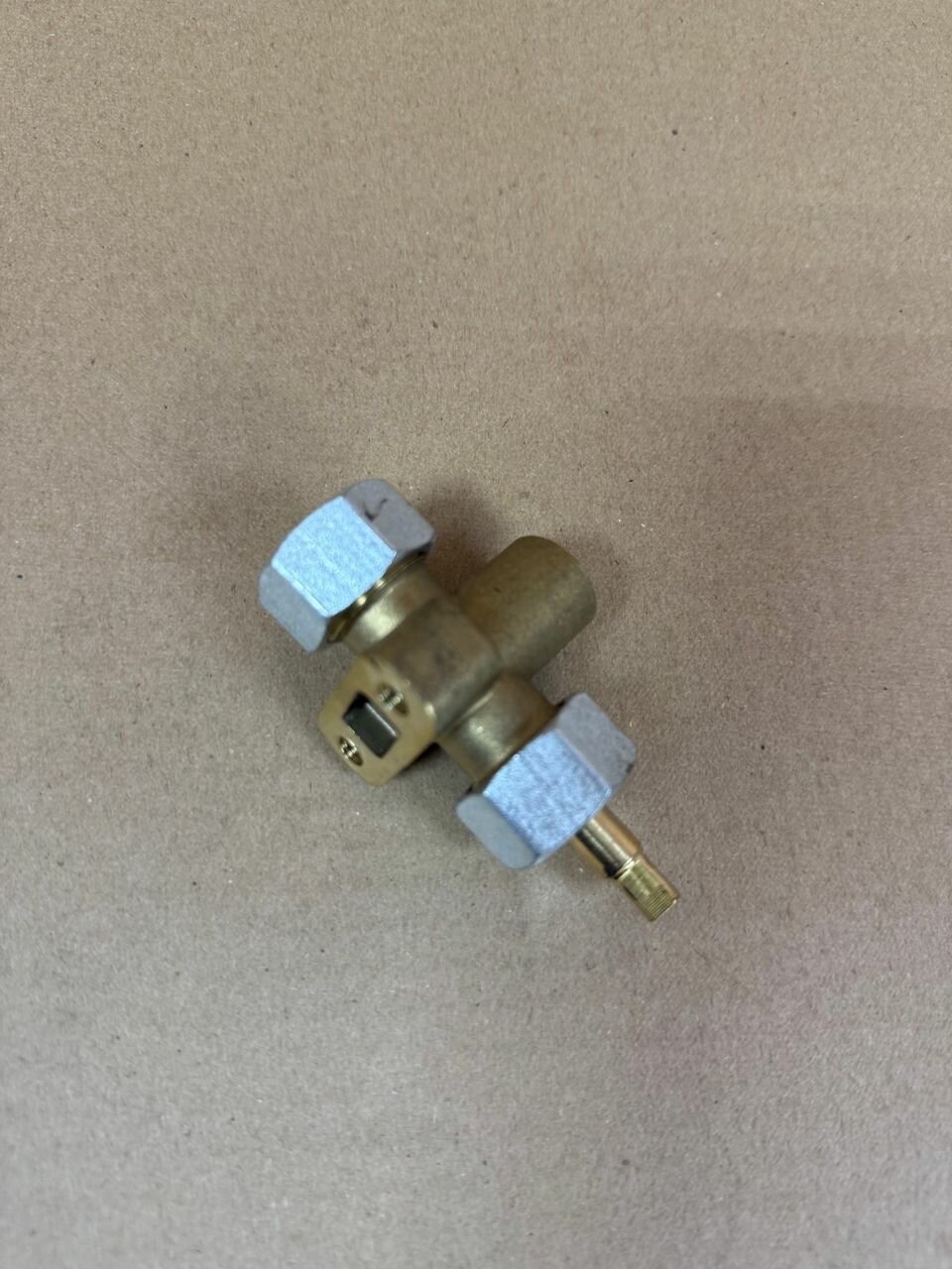 Кран подкачки на колесо ГАЗ-5903, БТР-80, Тигр