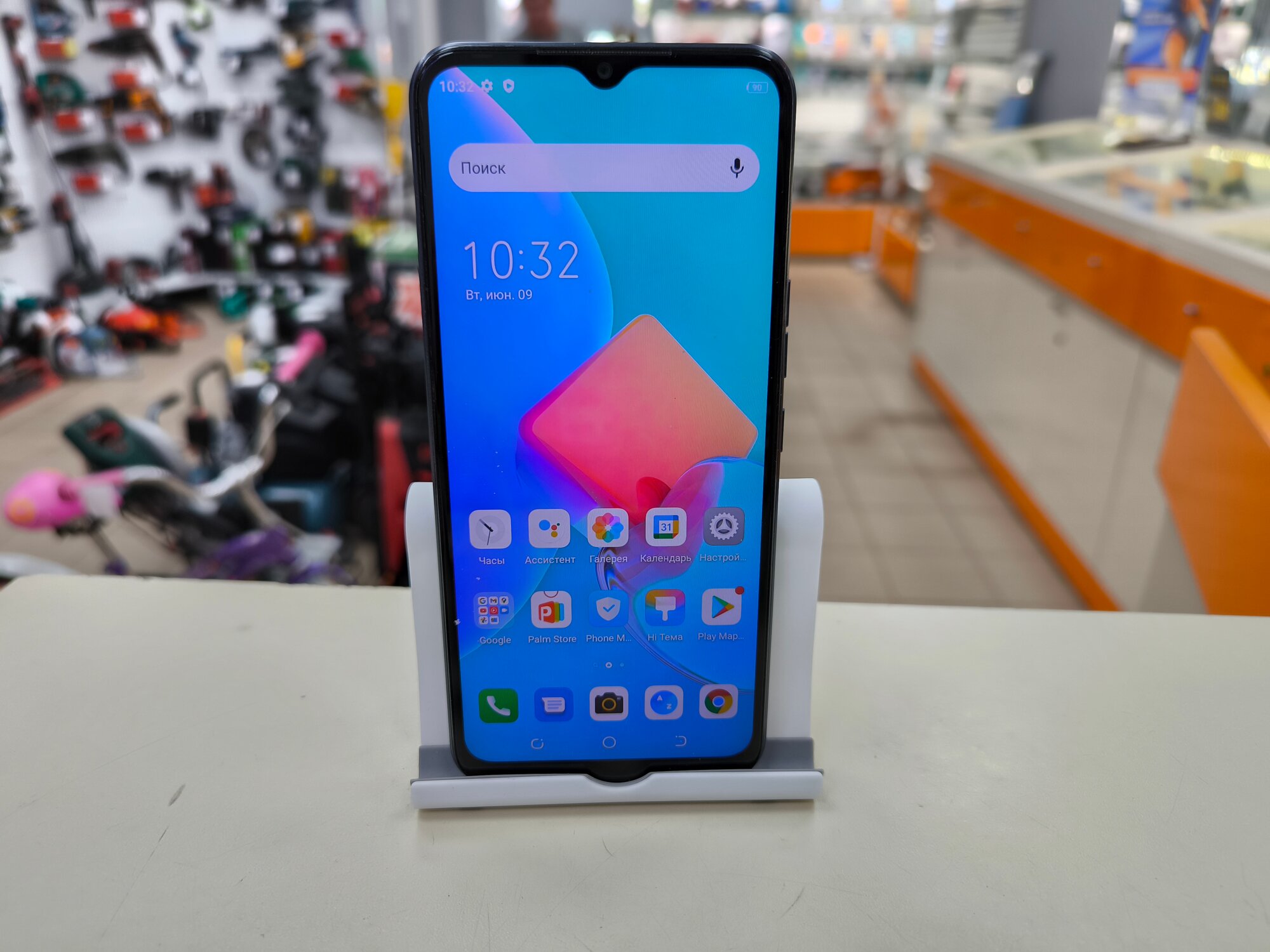 Смартфон TECNO Spark 8C 4/64 ГБ, Dual nano Sim, тёмно-серый Б\У
