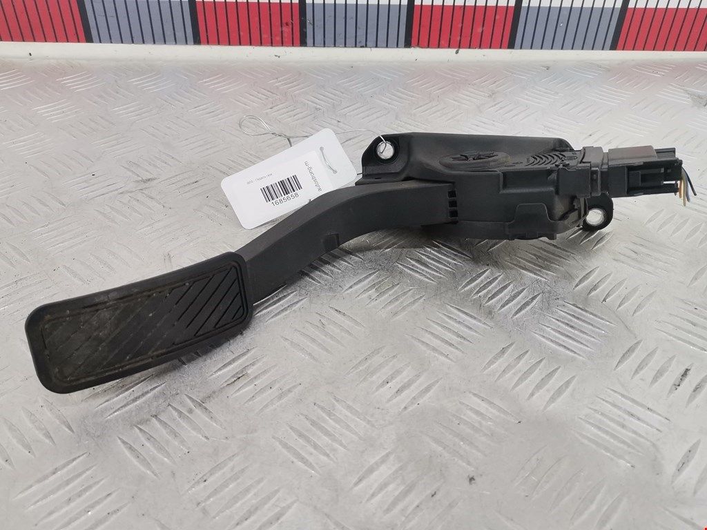 Педаль газа / 1685658 6PV009517-00 1708164 для Ford Fiesta 6 (с пробегом)