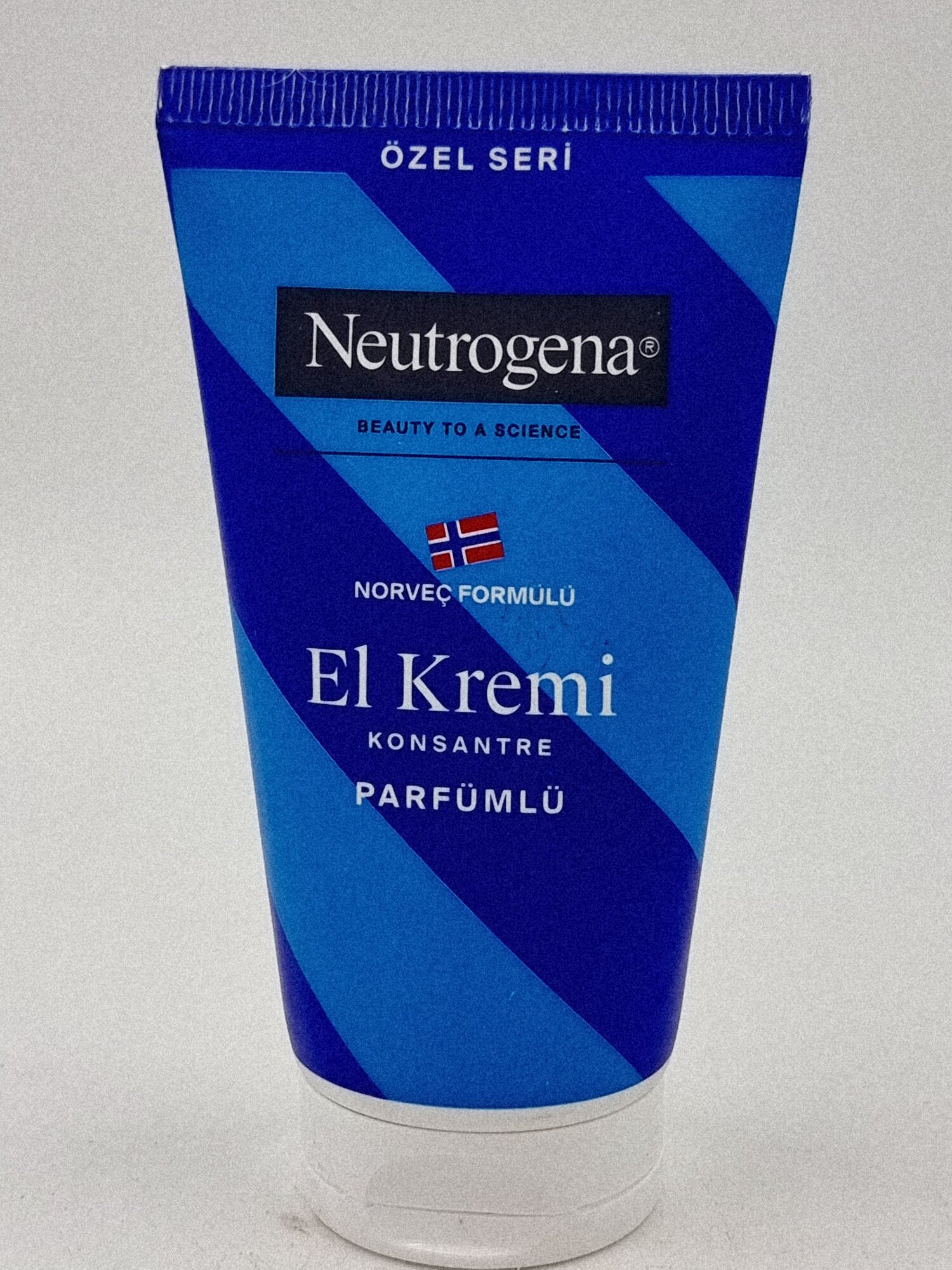 Neutrogena Крем для рук концентрированный для очень сухой кожи, с глицерином и витамином Е, 75 мл (Франция)